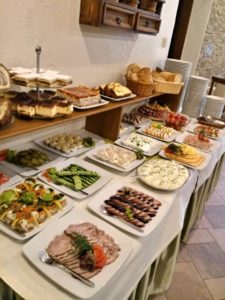 Easter Breakfast Zakopane Dwor Karolowka Hotel | Hotel Karolówka Zakopane